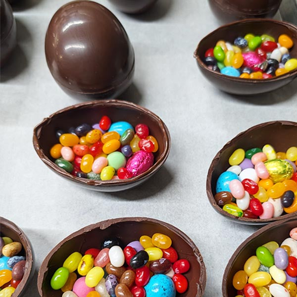 Large Hollow Chocolate Easter Egg | Parrot Confectionery | Helena ...