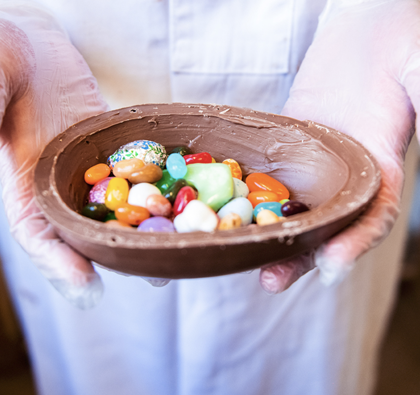 Large Hollow Chocolate Easter Egg | Parrot Confectionery | Helena ...